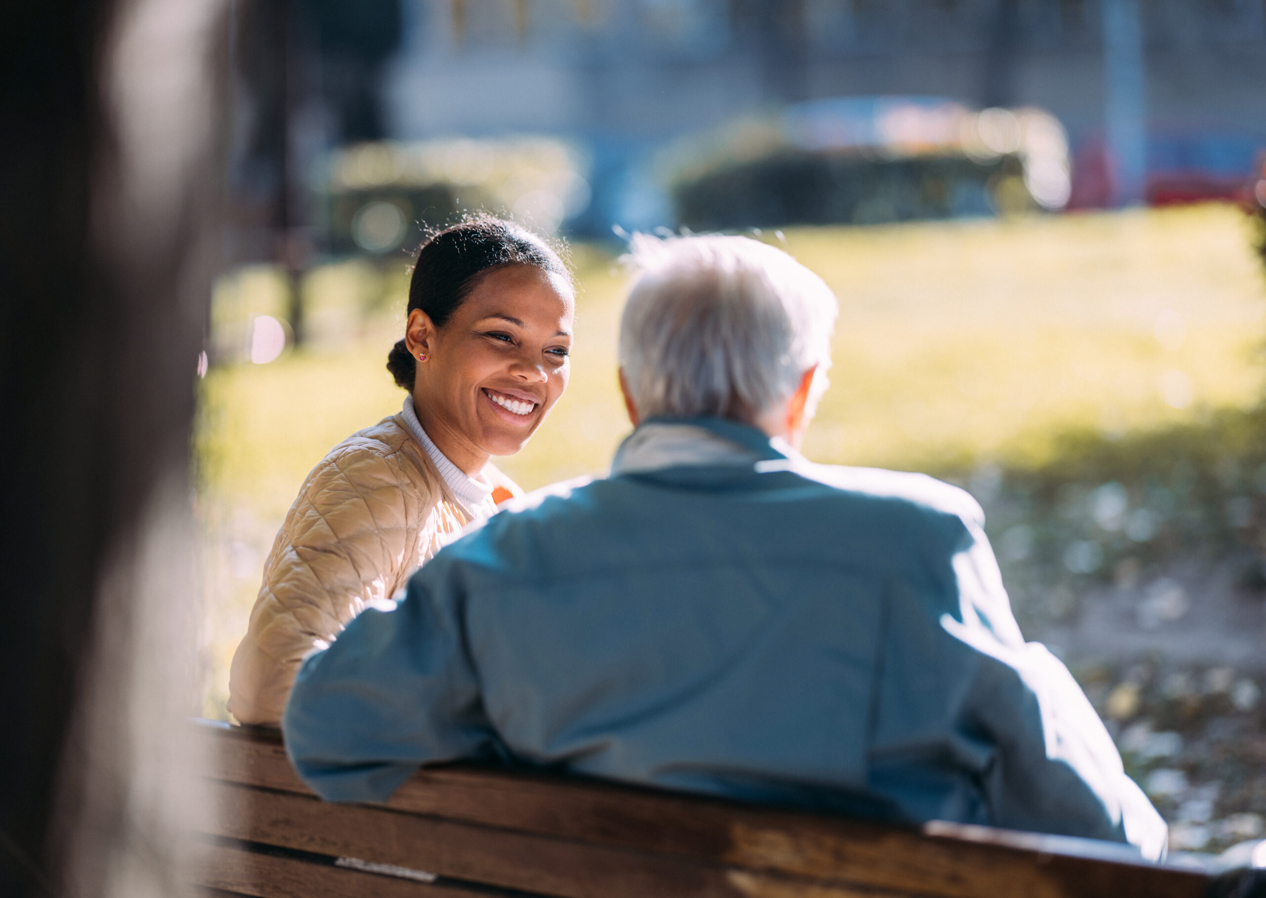 Hoe onboard je zij-instromers effectief in de zorg? - Aethon.nl